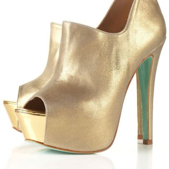 CJG | Shoes | Chloe Jade Green Of Top Shoe Platform Booties | Poshmark